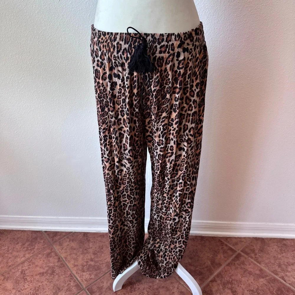 Serra | Pants & Jumpsuits | Leopard Print Pillazo Lounge Boho Tassel ...